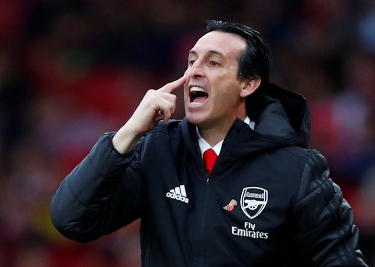 Arsenal: Fans want Unai Emery out before stars return from ...